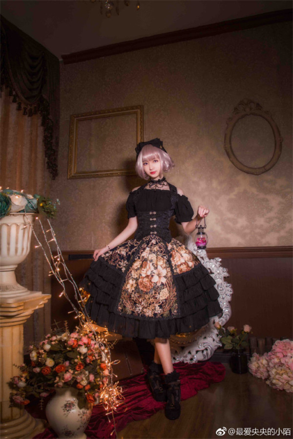 US$ 52.99 - Doris Night -The Night Rose- Gothic Lolita Skirt and Vest ...