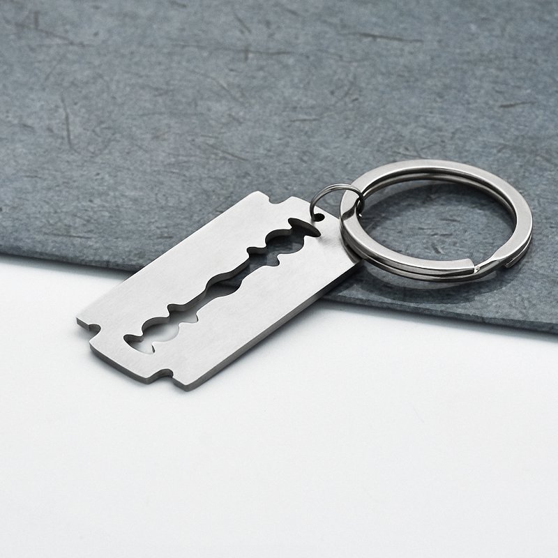 Personalized Razor Keychain