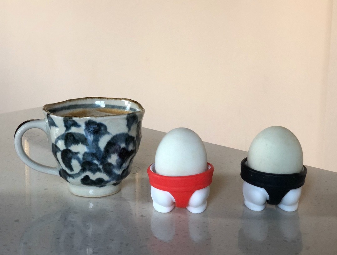 Sumo Egg Cup