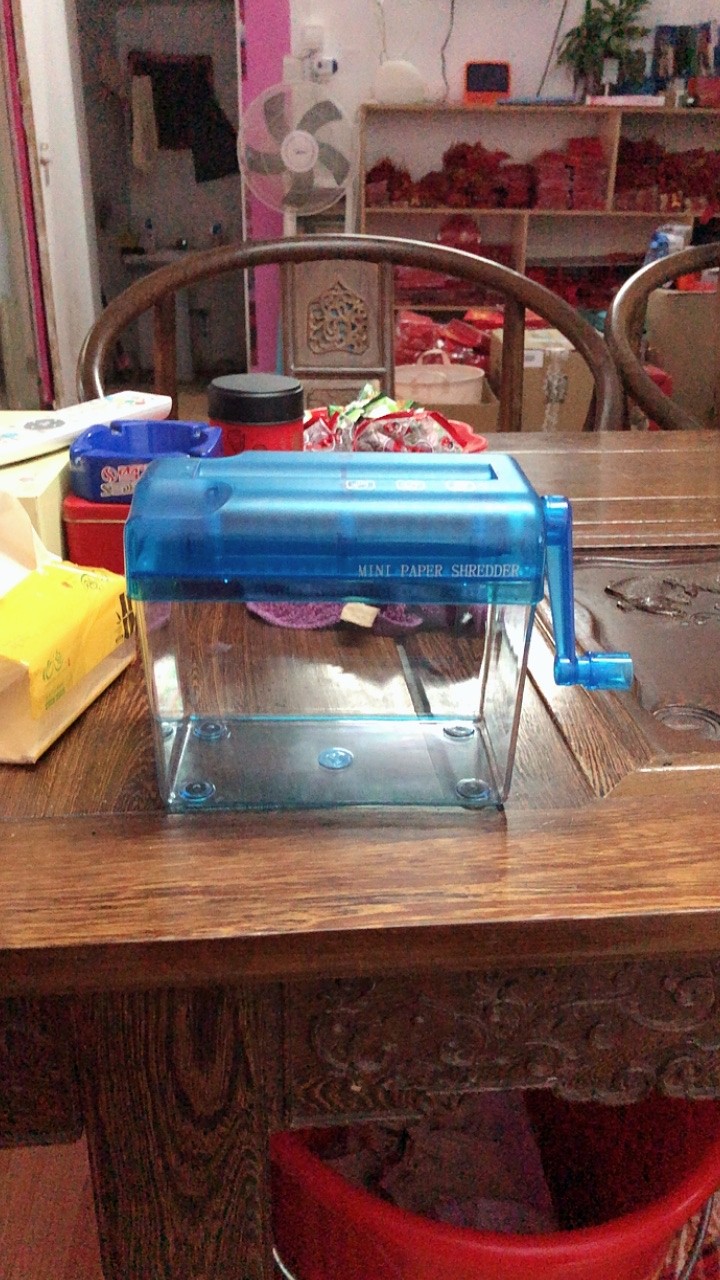 Desktop Mini Shredder