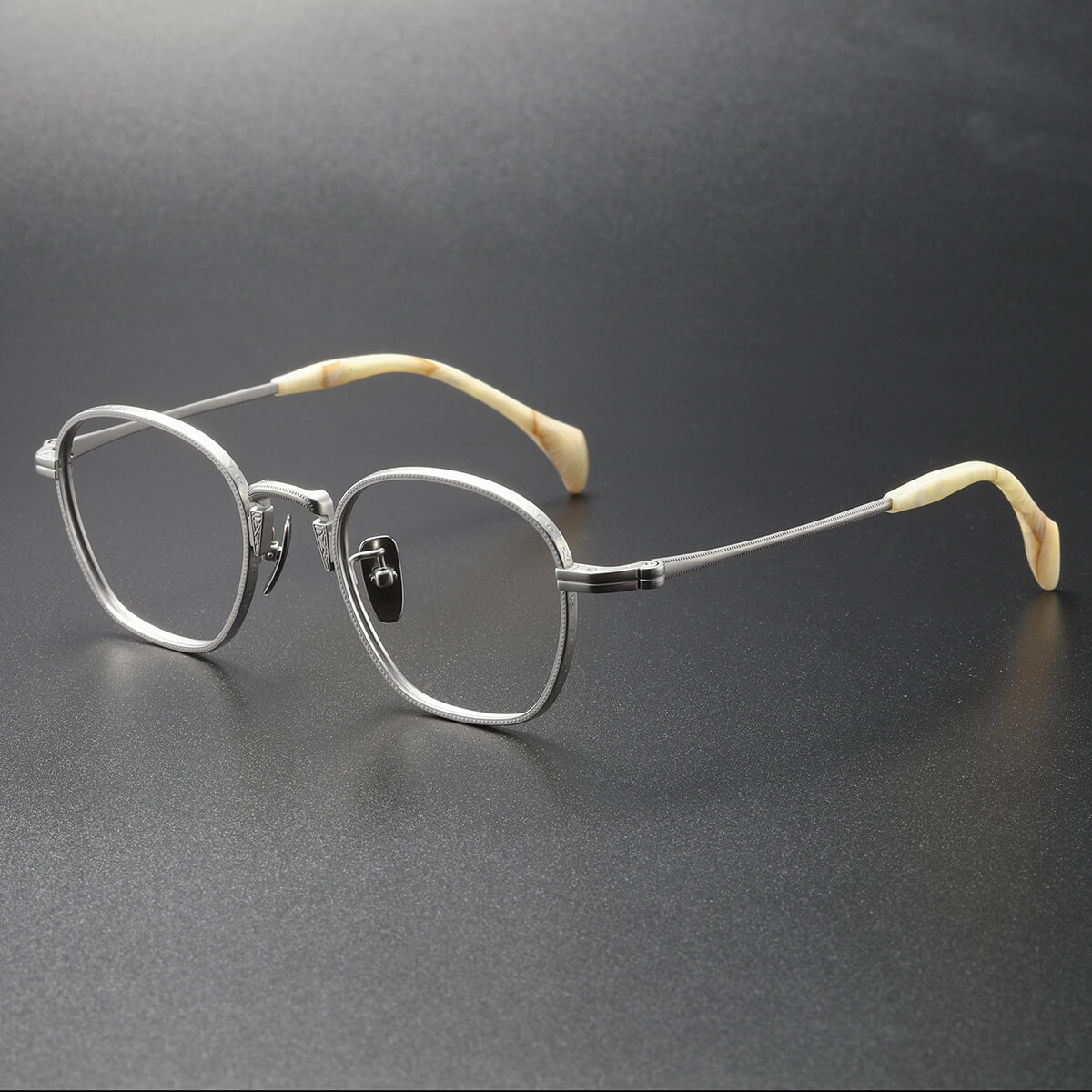 Silver Glasses Frames LE0150 - Elegant Titanium Round Eyewear