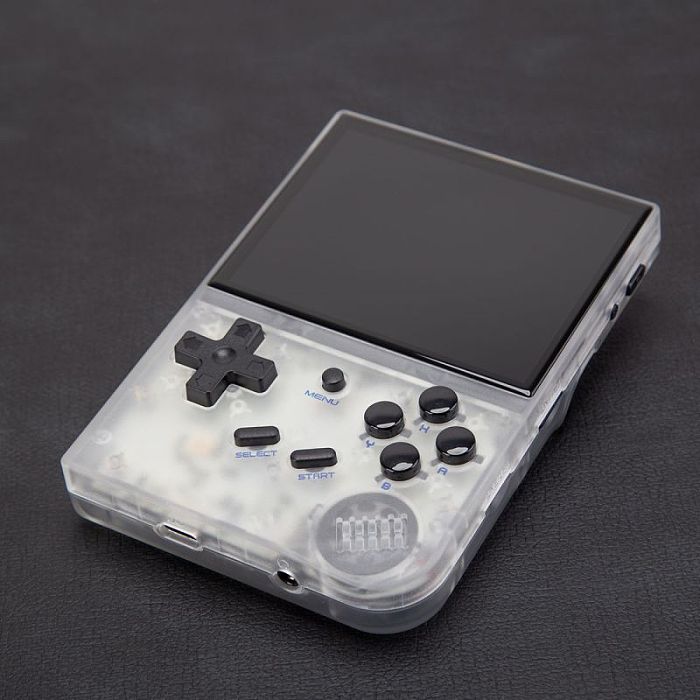 Anbernic RG35XX Handheld Game Console 3.5-Inch Retro Gaming System Anbernic RG35XX Handheld Game Console 3.5-Inch Retro Gaming System