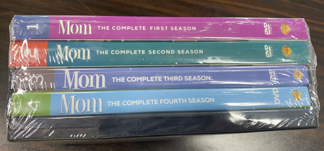 Reviews : Mom The Complete Series Seasons 1-8 DVD Box Set 22 Disc - www ...