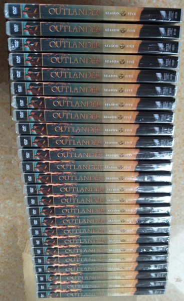 Outlander Season 5 Five DVD Box Set 5 Disc Free shipping