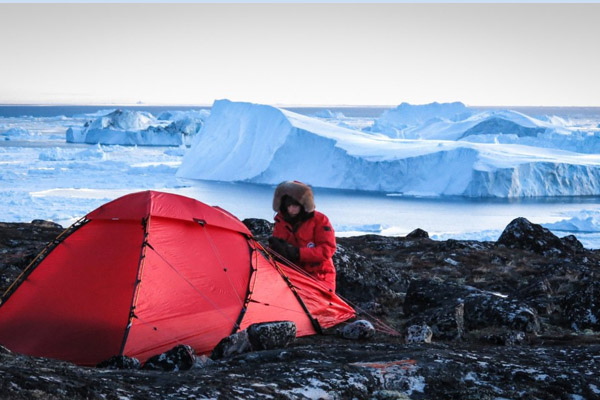 The All-Weather Wonder: Arctic Oven Igloo - www.pomoly.com