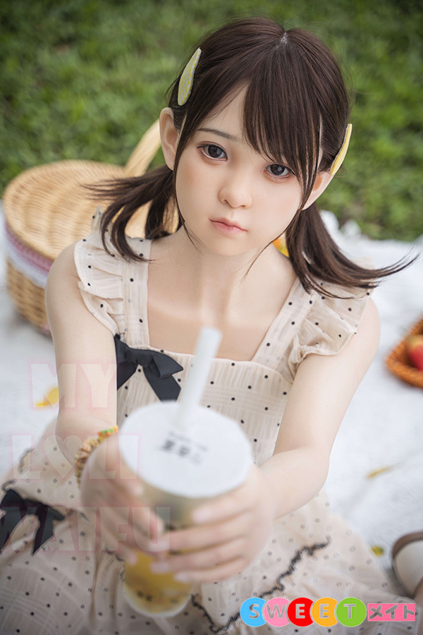 可愛いMy Loli Waifu Sanaちゃん 低い身長138cm AAカップ貧乳 リアルラブドール MLWドール 等身大フィギュア