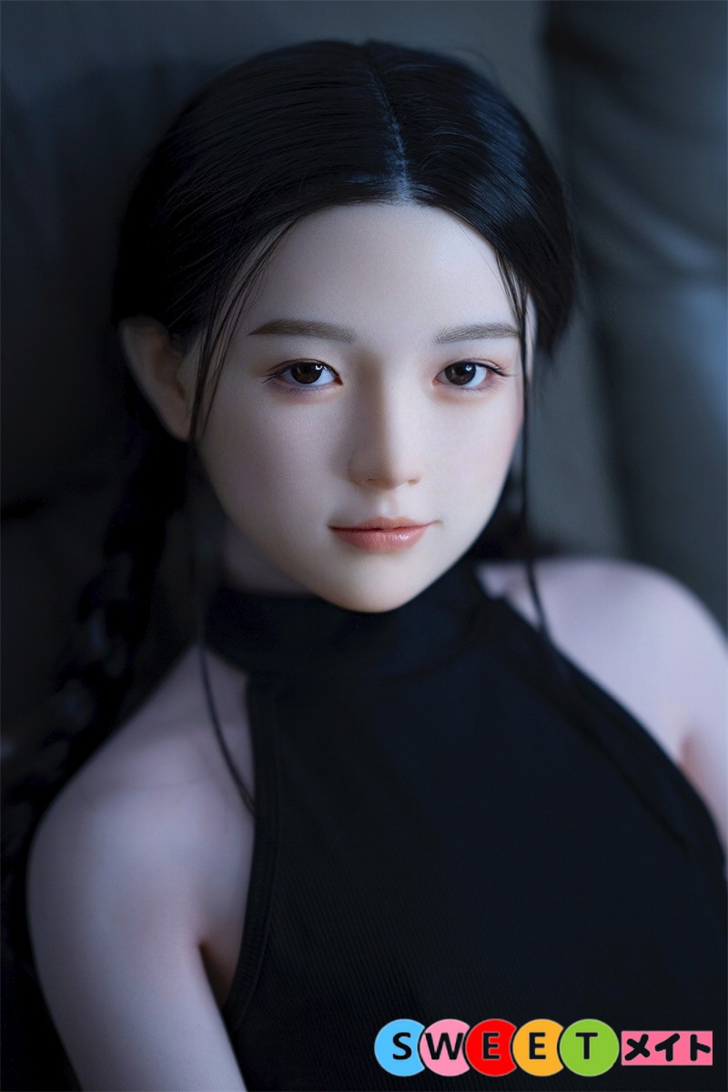 身長142cmの優しくて美しいロリータ美少女 等身大リアルなラブドール