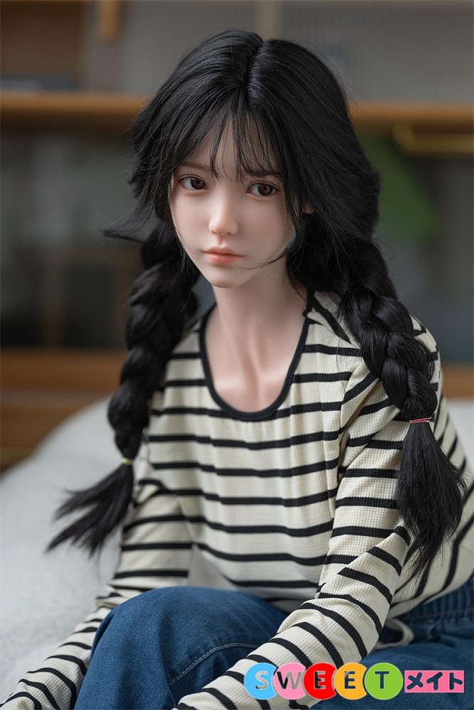 スリムで清純な巨乳美少女 171cm等身大リアルドール realgirl