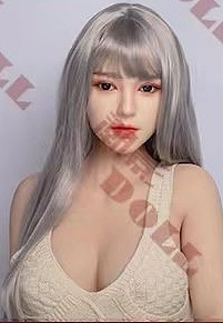 スリムで清純な巨乳美少女 171cm等身大リアルドール realgirl