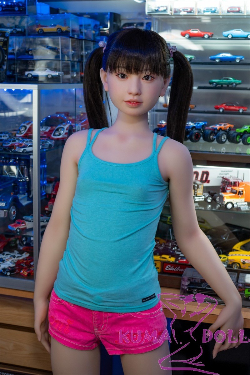 Flat-Chested Sex Dolls with a Rainbow Wardrobe - Endless Style Possibilities