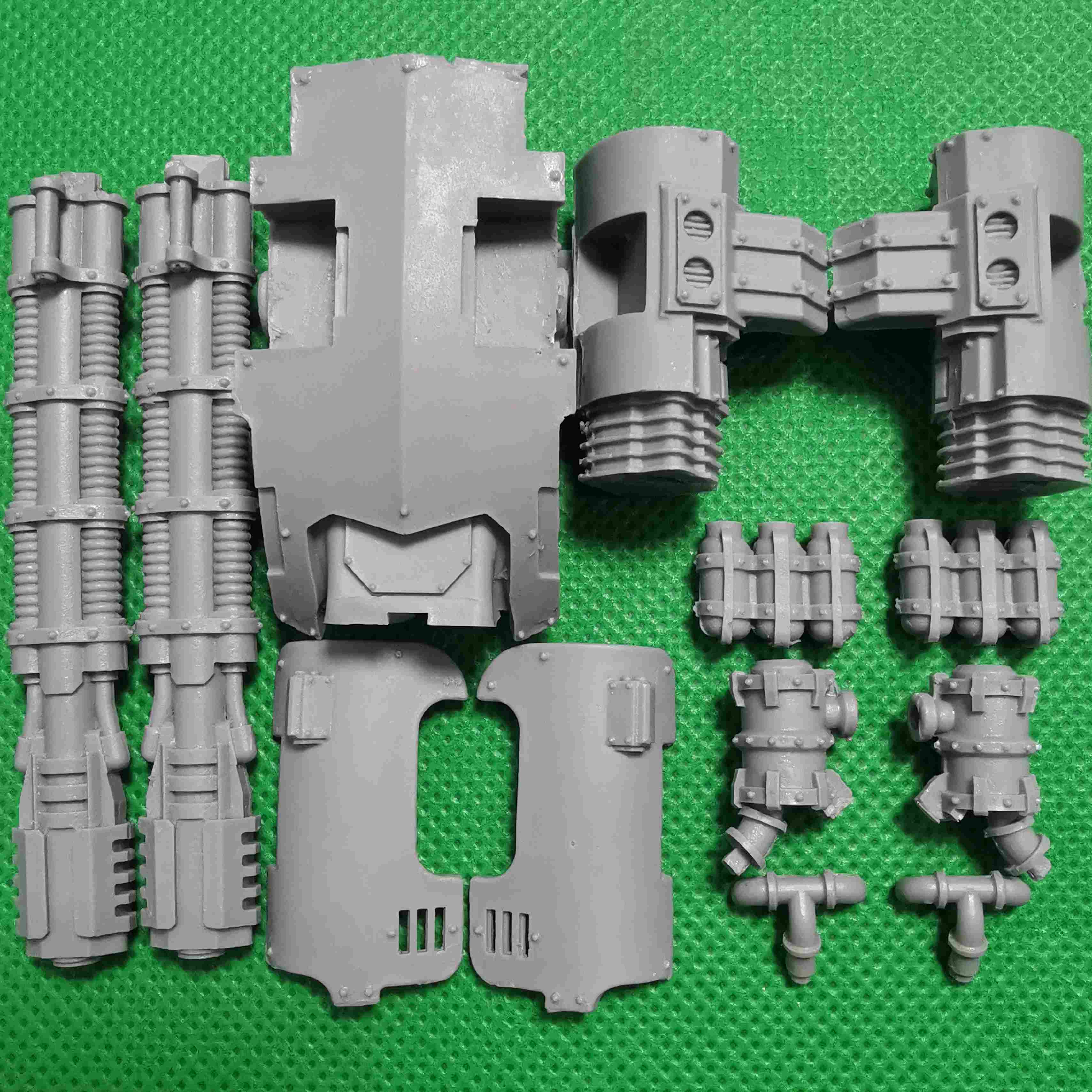 US$ 18.00 - Adeptus Custodes Legio Custodes Caladius Grav-tank bits ...