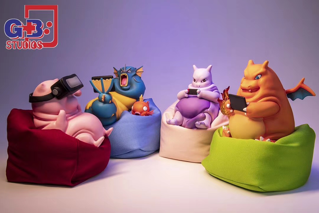 【In Stock】GB Studio Fat Mewtwo&Charizard&Mew&Gyarados Resin Statue