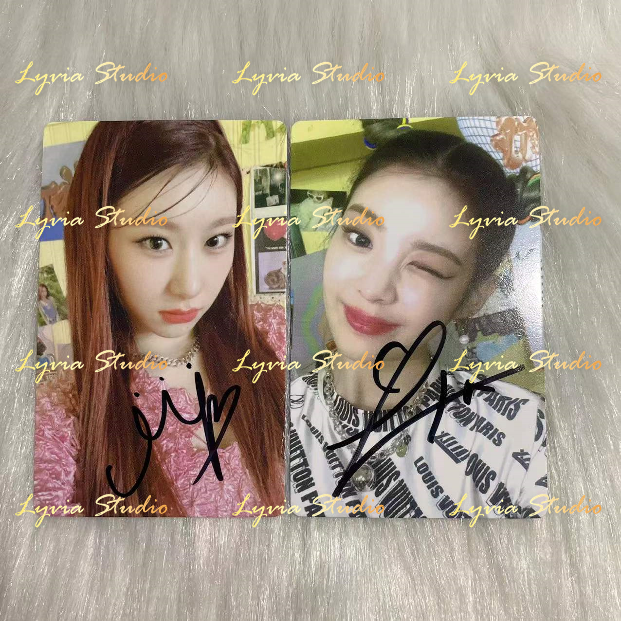 ITZY LOCO Apple Music SIGNED China Fansign Pre-order Photocard - www ...