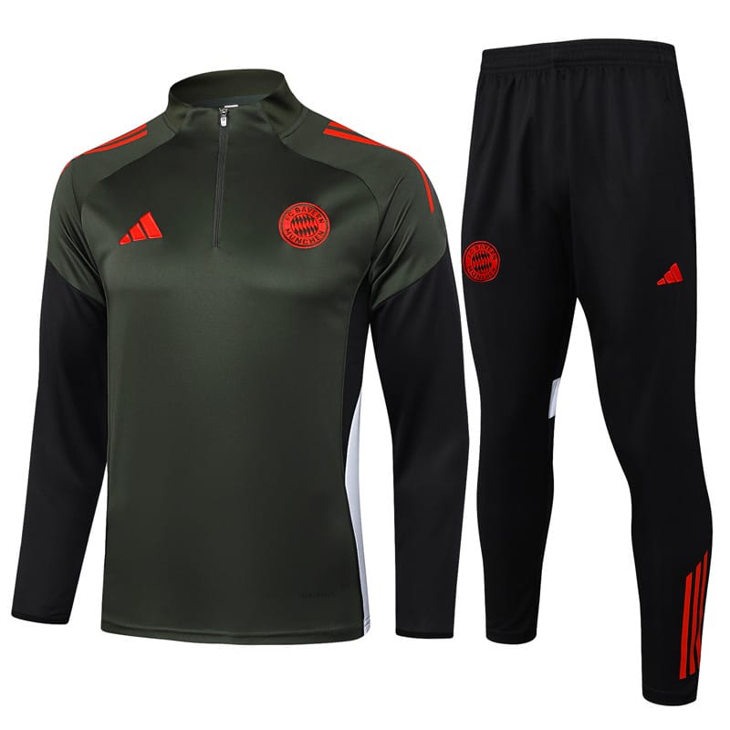 2025/26 Bayern Half Pull Tracksuit | SPORTS211