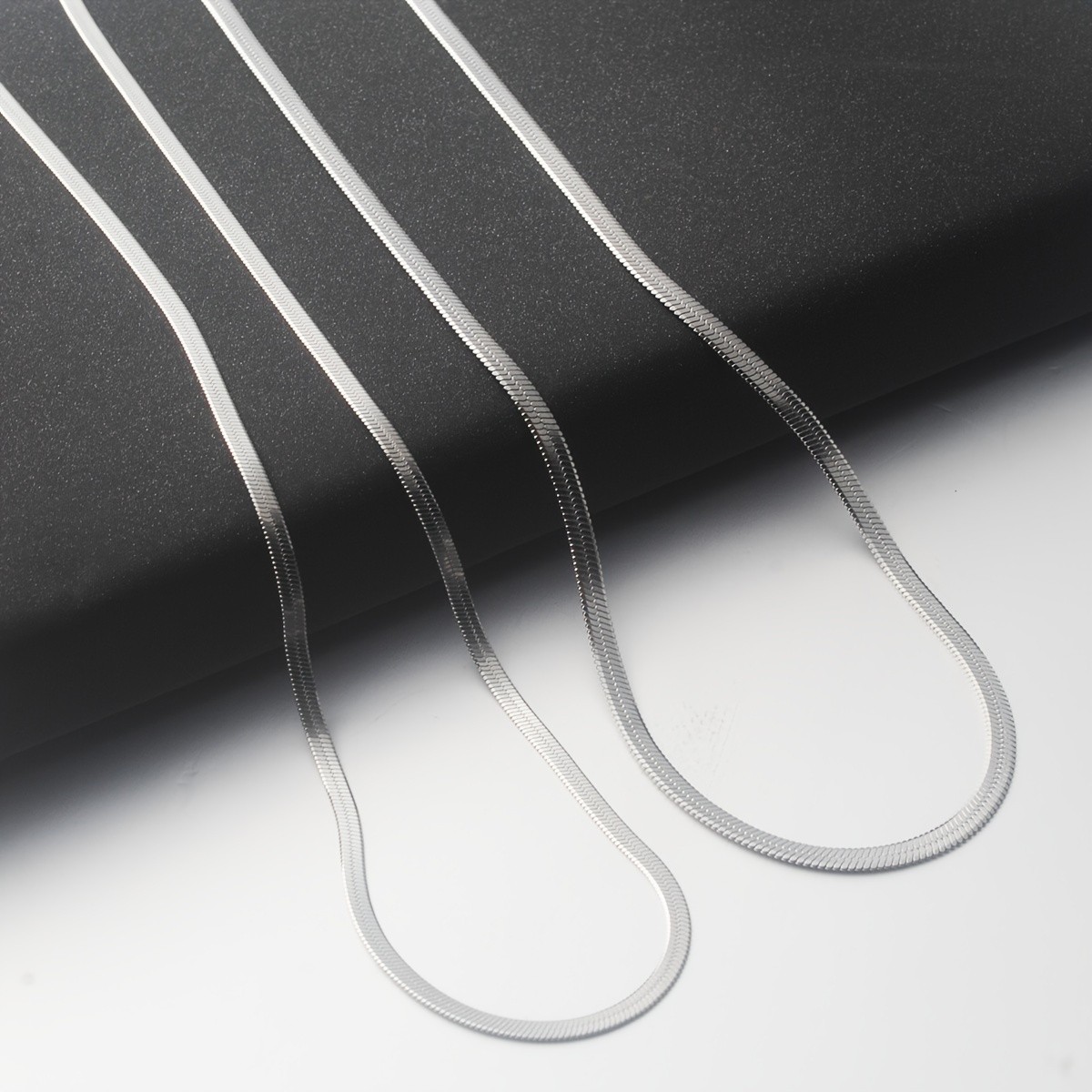 Never Fade Stainless Steel Blade Chain Clavicle Chain Unisex Flat Snake ...