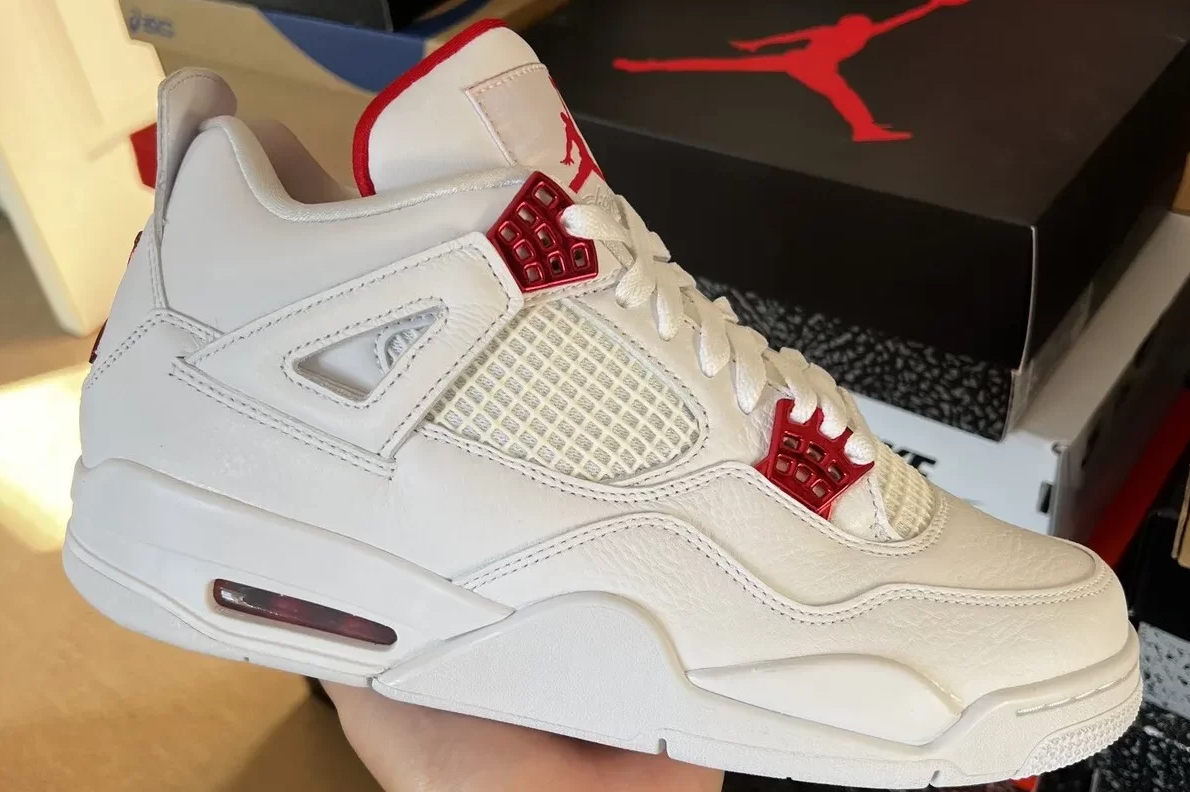 The QC Pics Of Reps Jordan 4 Retro Metallic Red - Mangomeee.vip