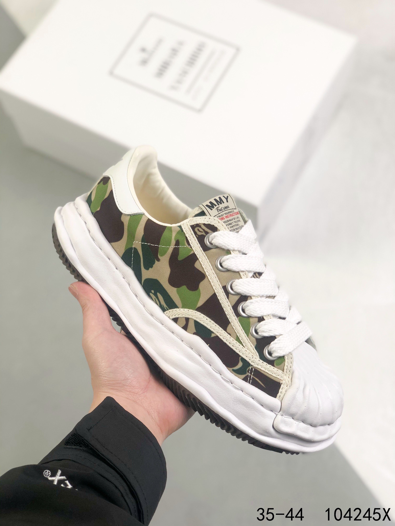 Mihara Yasuhiro MMY low shoes olive