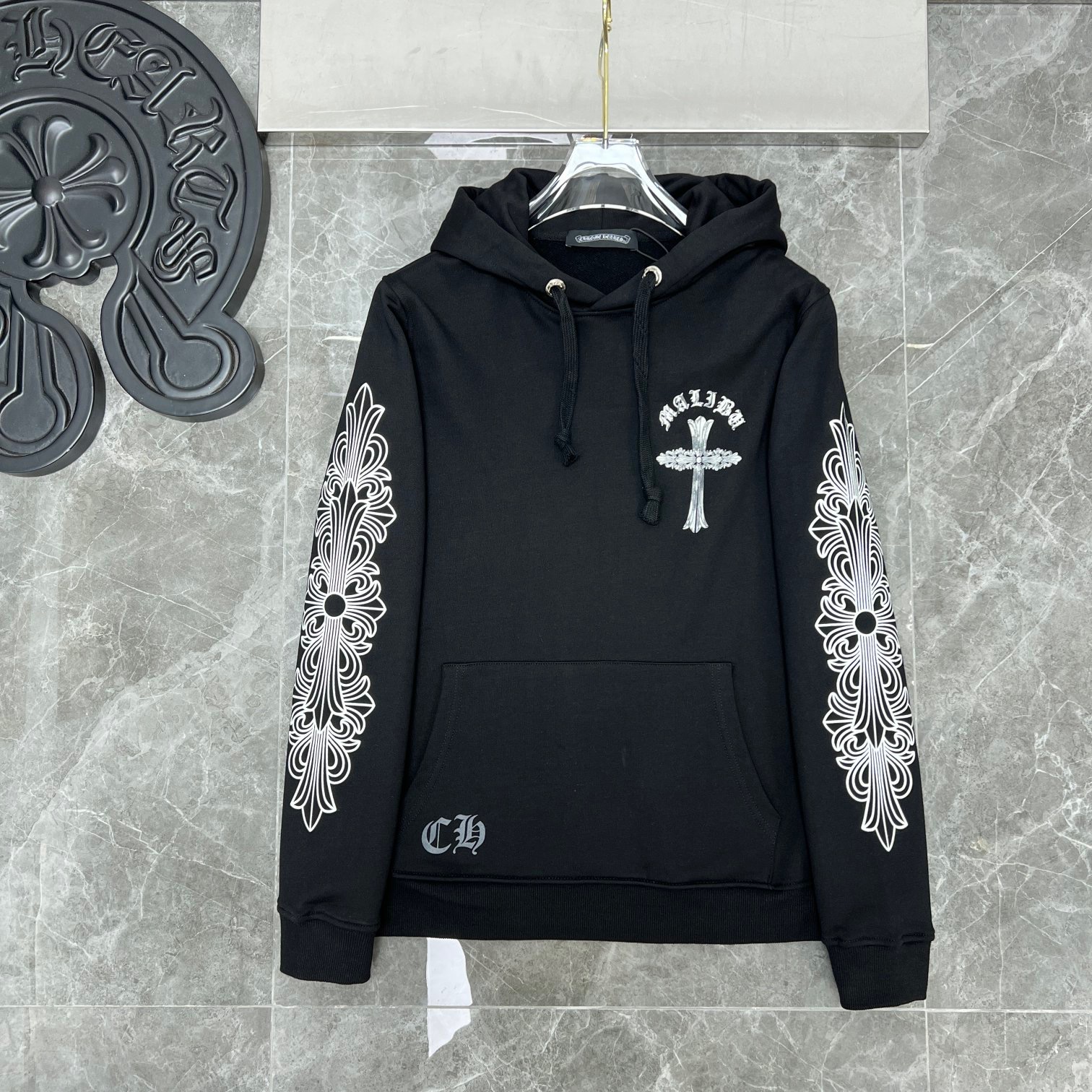 US$ 60.83 - A glow-in-the-dark print hoodie from Malibu - www.repdog.cn