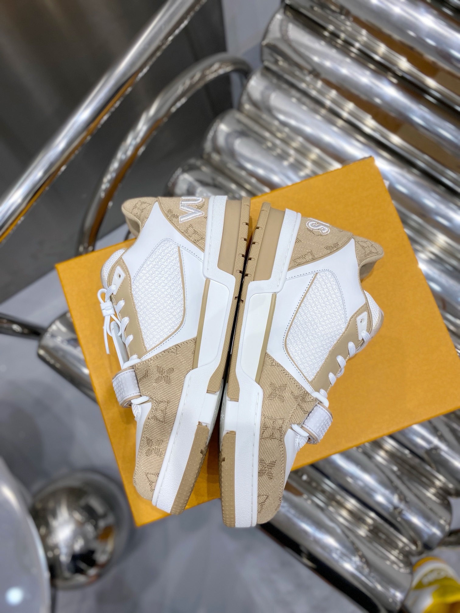 US$ 215.92 - 1:1 quality version Mesh Breathable Board Shoes - www ...