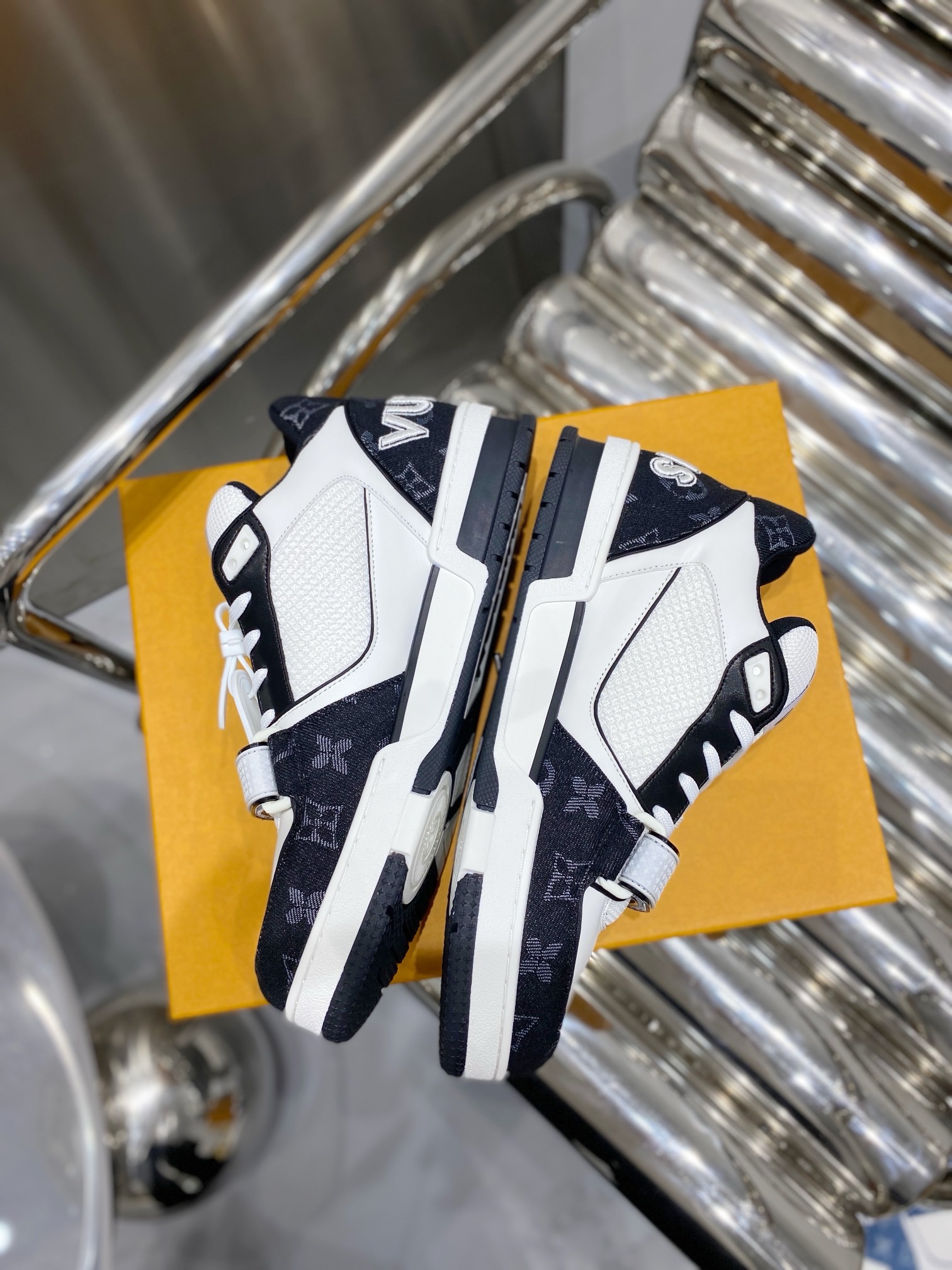 US$ 239.92 - 1:1 quality version Mesh Breathable Board Shoes - www ...