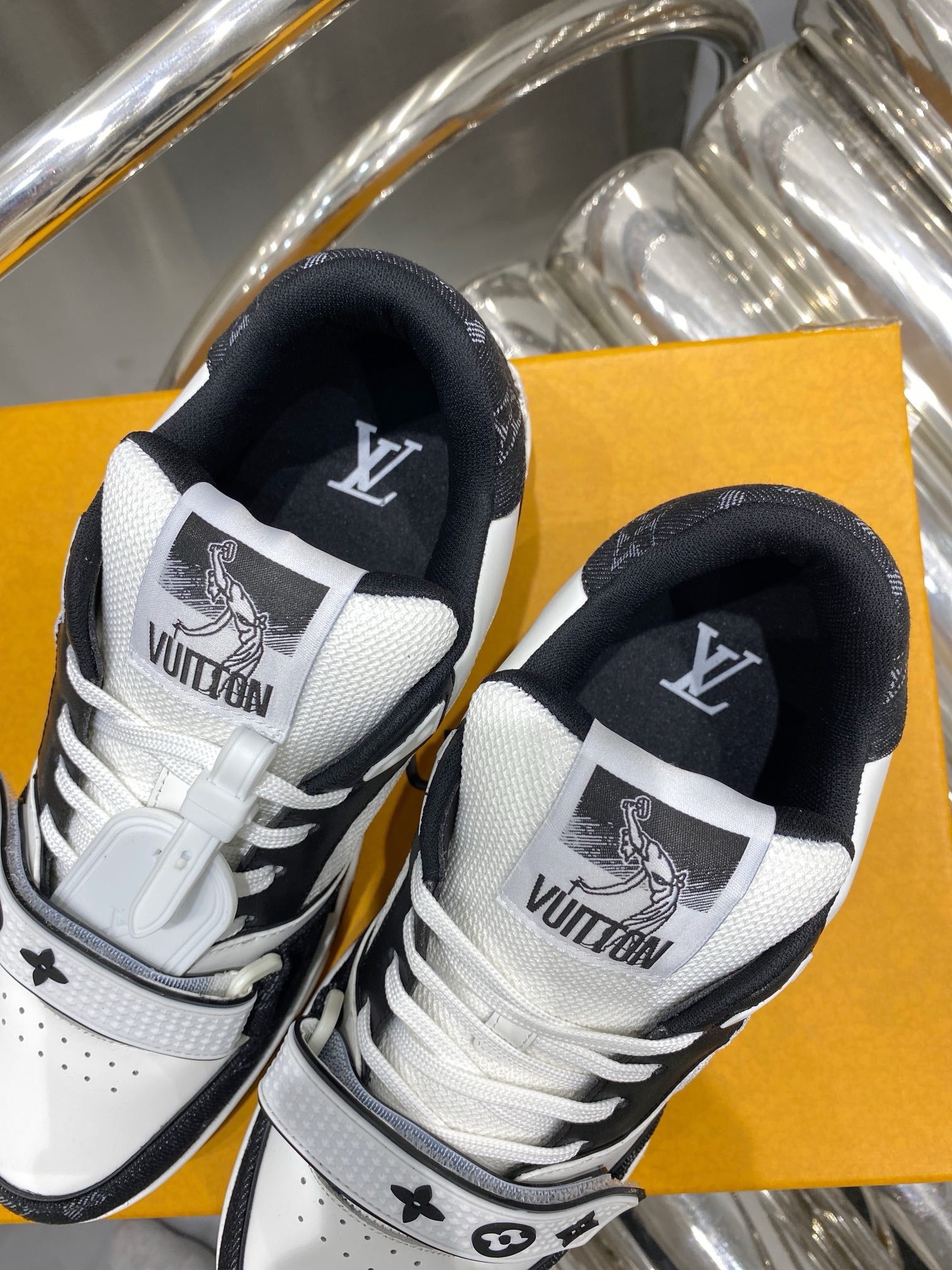 US$ 239.92 - 1:1 quality version Mesh Breathable Board Shoes - www ...