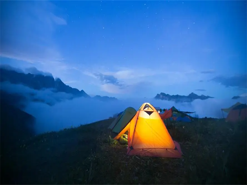 The Ways of Repairing the Bending of Tent Center Pole - www.firehiking.com