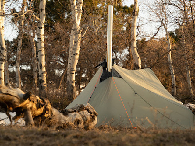 What is hot tent backpacking? - www.firehiking.com