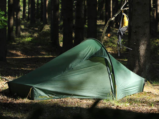 What is the lightest one person backpacking tent? - www.firehiking.com