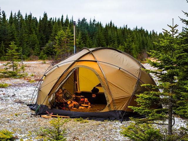 What is an Outdoor Transparent Tent? - www.firehiking.com