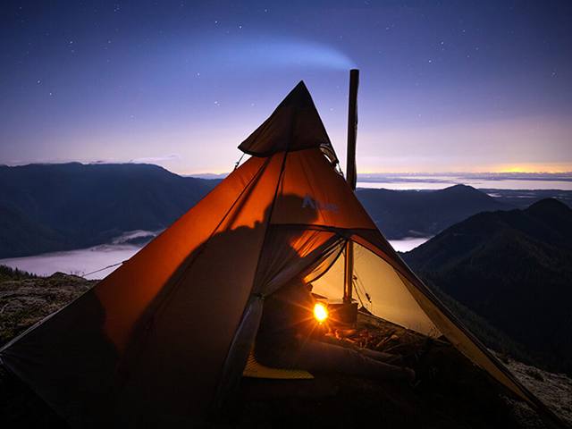 Why Should You Use a Small Tent Stove? - www.firehiking.com