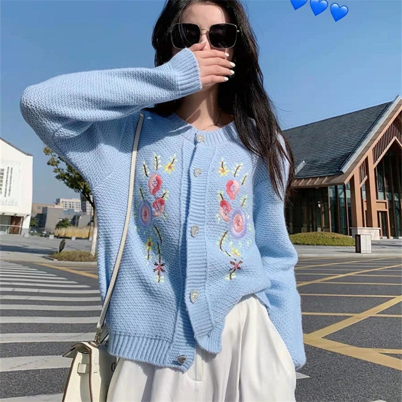 Fashion Embroidered Flower Slim Fit Round Neck Style Crop Navel ...