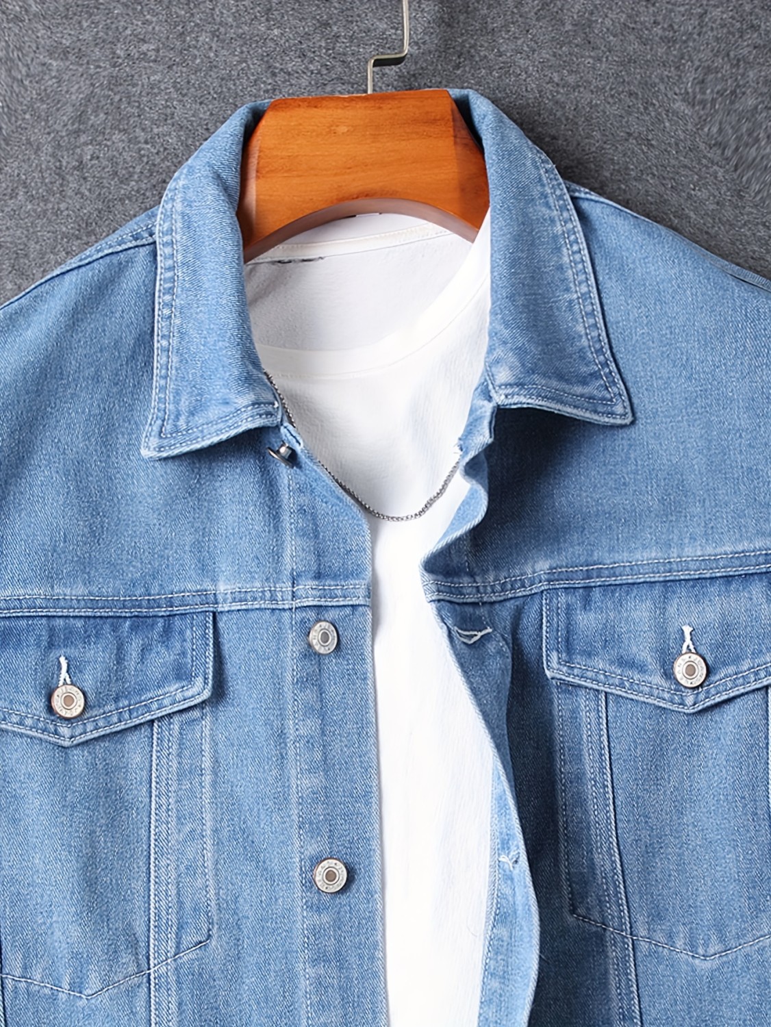 Men's Trendy White Line Double Pocket Loose Denim Jacket