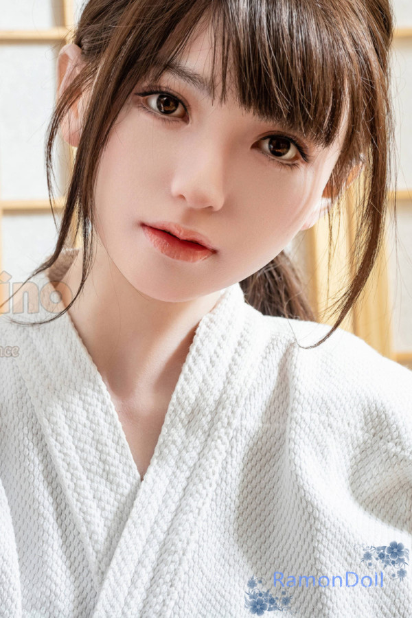 剣道服等身大ドール TopSino 高級シリコン製 164cm Eカップ 超リアルドール