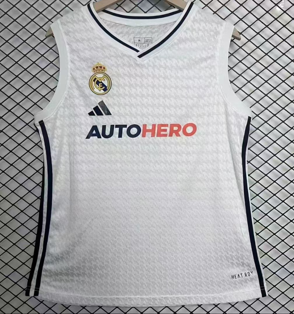 US$ 14.50 - 24-25 RMA White Vest - www.motios6.com