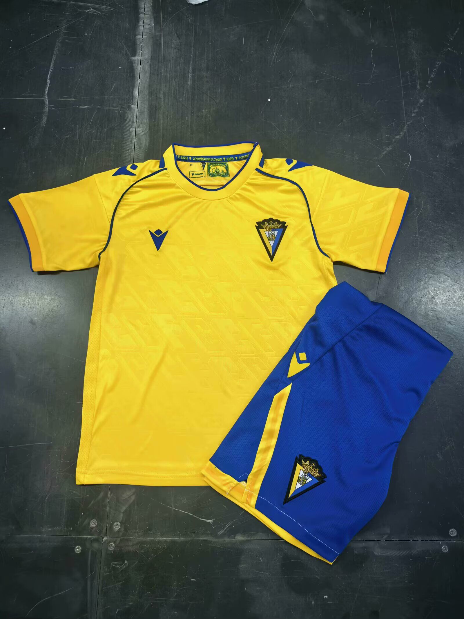 US$ 21.00 - Cadiz 2025-26 Home Kids Kit - www.andistore.cn