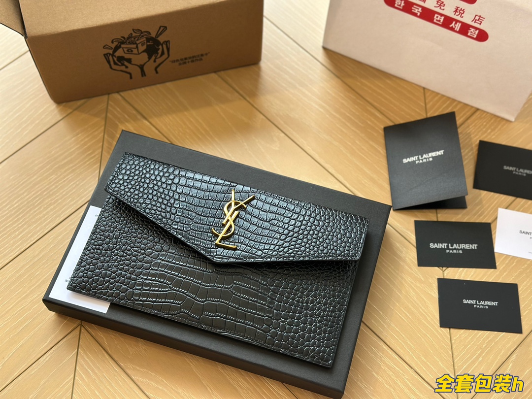 Yves Saint Laurent Envelope Bag Evening Bag YSL Messenger Bag