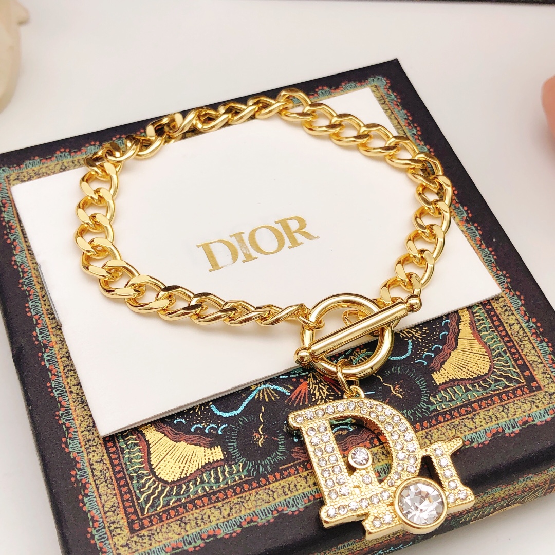 Dior Letter Diamond Bracelet