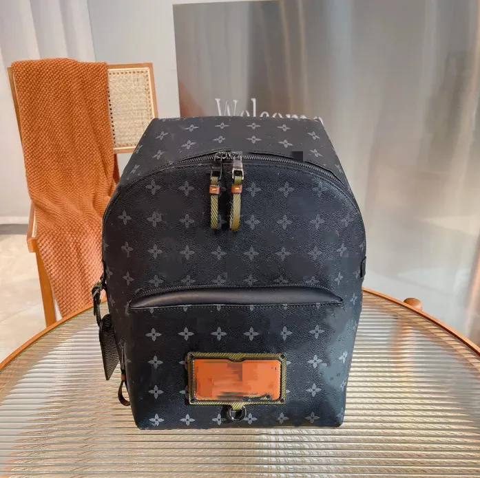 Designer The hottest backpack that can be styled with any color outfit